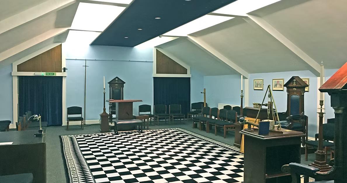 Royal Arch Masonry Returns to Penge - London Rifle Brigade Lodge No.1962